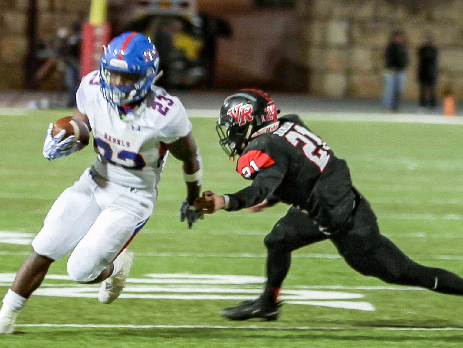 Rebels run past Vista Ridge to boost playoff chances