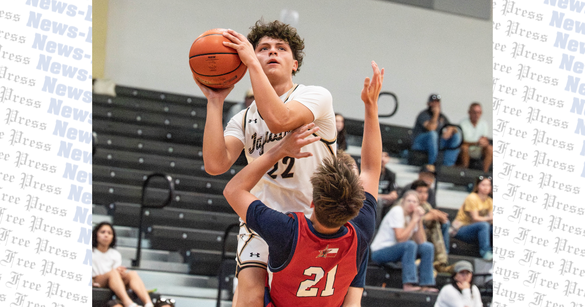 Johnson High School Jaguars basketball falls to Wimberley High School ...